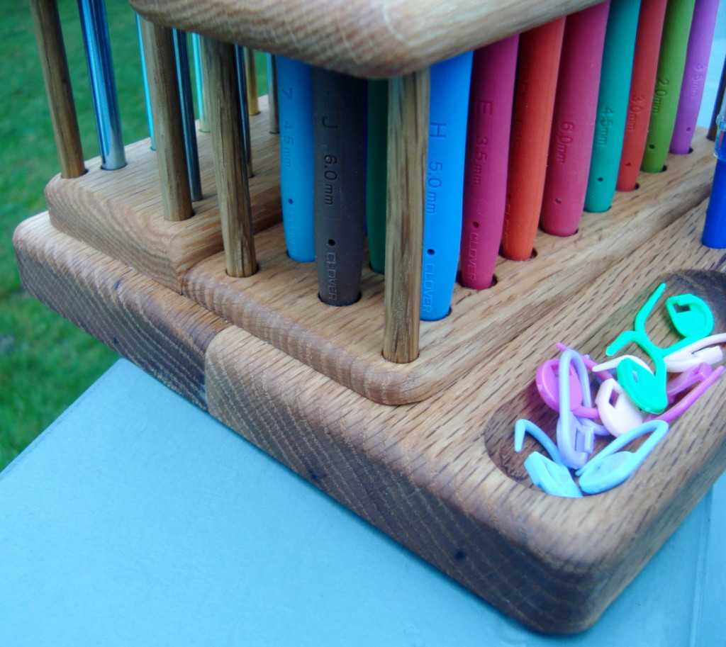 The “Elite” Crochet Hook Organizer / Workstation – Chetnanigans