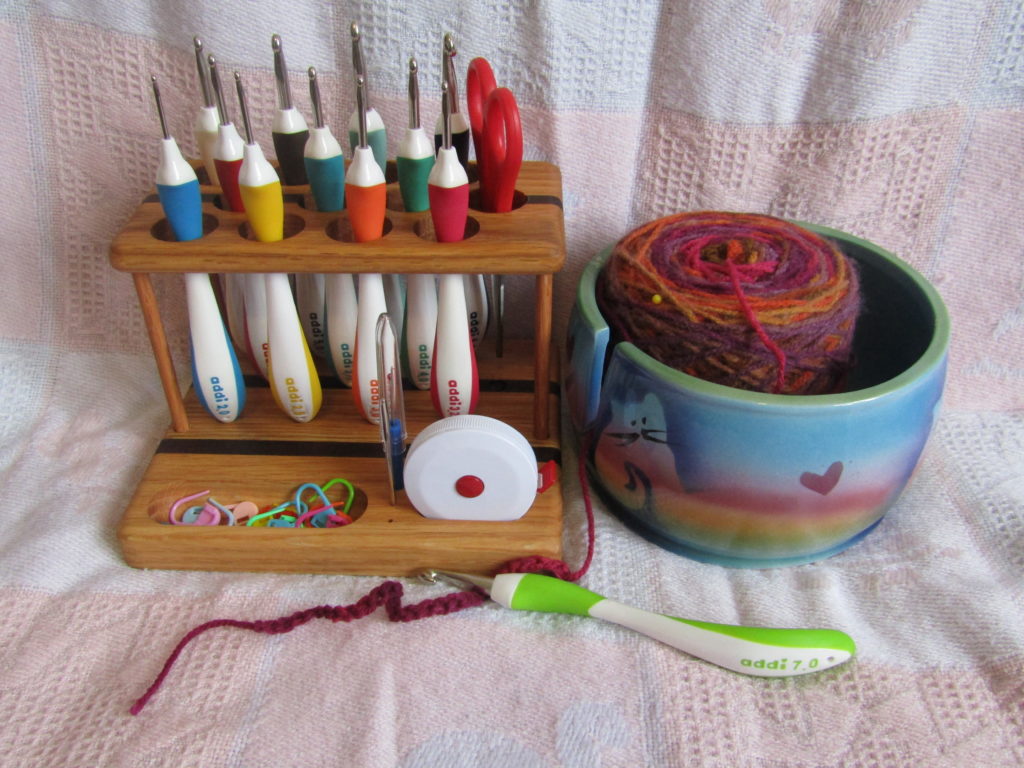 The Premier Series Addi Organizer / Workstation – Chetnanigans